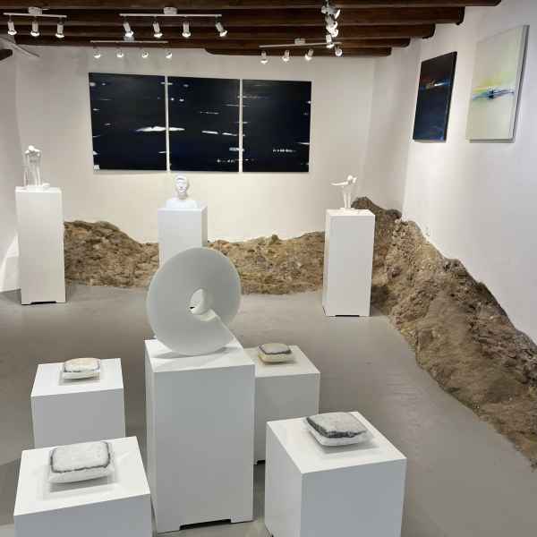 About Us - Petalouda Art Gallery